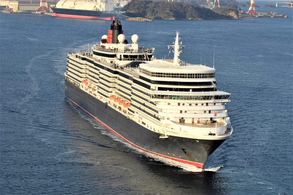 クイーン・エリザベス(3代):長崎港 | フネコ - Funeco