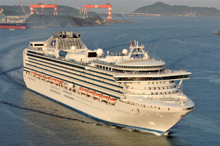 ダイヤモンド・プリンセス:長崎港 | フネコ - Funeco